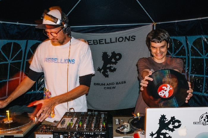 Jamamba & MC Gandhi :: rebellions